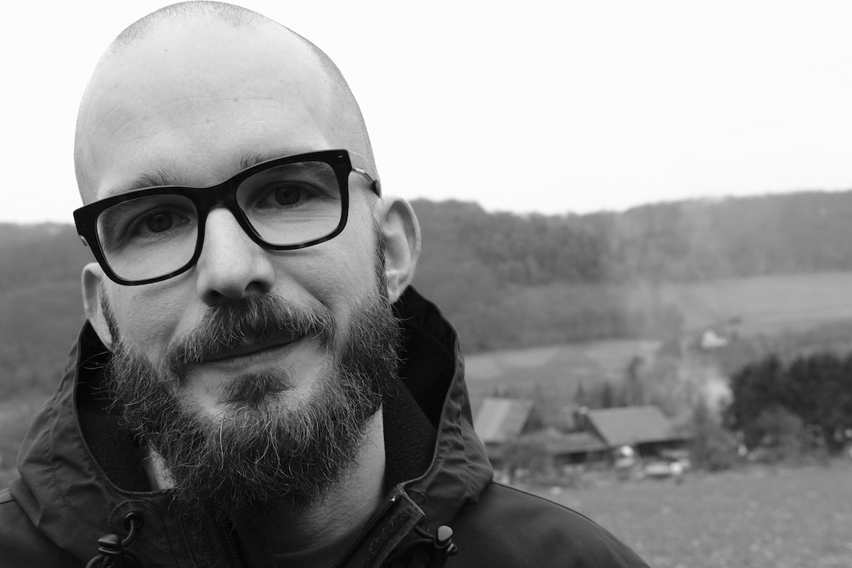 German artist We Deserve This makes a sold-out CD campaign - Artglider